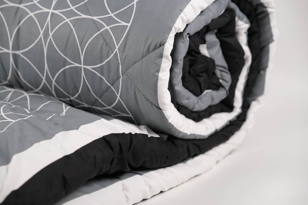 8 piece interlock circle printed comforter set - king size